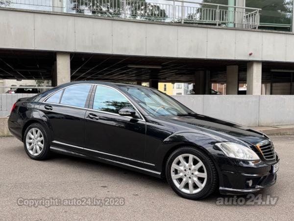 Mercedes-Benz S-Class 2008 Tallina vietnē Melns Mercedes-Benz S-Class 2008 Tallina, ar dzinēja tilpumu 4.00 L un nobraukumu 298 tūkst. km par 6900 €, foto 7 vietnē AUTOMOTO.COM.LV