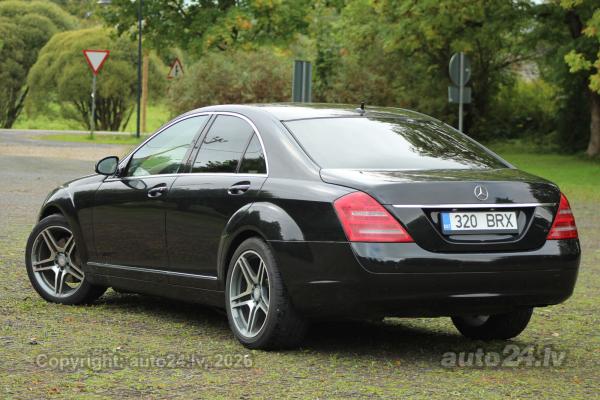Mercedes-Benz S-Class 2008 Tartu vietnÄ Melns Mercedes-Benz S-Class 2008 Tartu, ar dzinÄja tilpumu 3.00 L un nobraukumu 355 tÅ«kst. km par 5000 ā¬, foto 5 vietnÄ AUTOMOTO.COM.LV