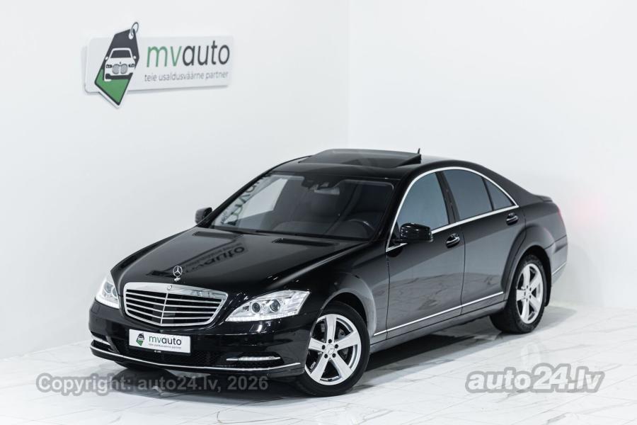 Melns Mercedes-Benz S-Class 2009 Tallina, ar dzinēja tilpumu 4.70 L un nobraukumu 280 tūkst. km par 9990 €, foto 1 vietnē AUTOMOTO.COM.LV