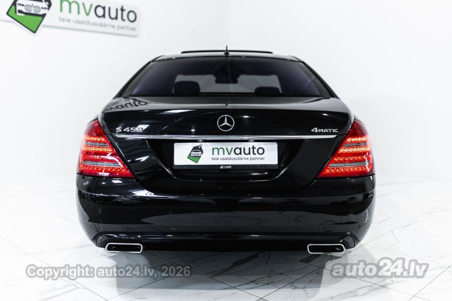 Melns Mercedes-Benz S-Class 2009 Tallina, ar dzinēja tilpumu 4.70 L un nobraukumu 280 tūkst. km par 9990 €, foto 8 vietnē AUTOMOTO.COM.LV