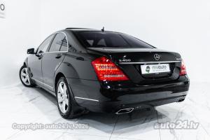 Melns Mercedes-Benz S-Class 2009 Tallina, ar dzinēja tilpumu 4.70 L un nobraukumu 280 tūkst. km par 9990 €, foto 9 vietnē AUTOMOTO.COM.LV