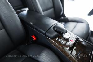 Melns Mercedes-Benz S-Class 2009 Tallina, ar dzinēja tilpumu 4.70 L un nobraukumu 280 tūkst. km par 9990 €, foto 23 vietnē AUTOMOTO.COM.LV