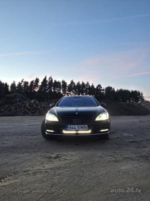 Black Mercedes-Benz S-Class 2009 in Tallinn, with an engine capacity of 5.50 L and mileage of 406 thousand km for 11500 €, photo 30 on AUTOMOTO.COM.LV