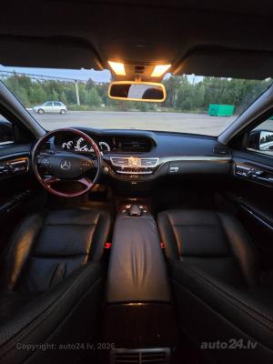 Black Mercedes-Benz S-Class 2009 in Tallinn, with an engine capacity of 5.50 L and mileage of 406 thousand km for 11500 €, photo 46 on AUTOMOTO.COM.LV