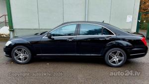 Черный Мерседес С Класс 2010 в Таллин, объемом двигателя 3.50 л и пробегом 299 тыс. км за 14800 €, фото 7 на AUTOMOTO.COM.LV