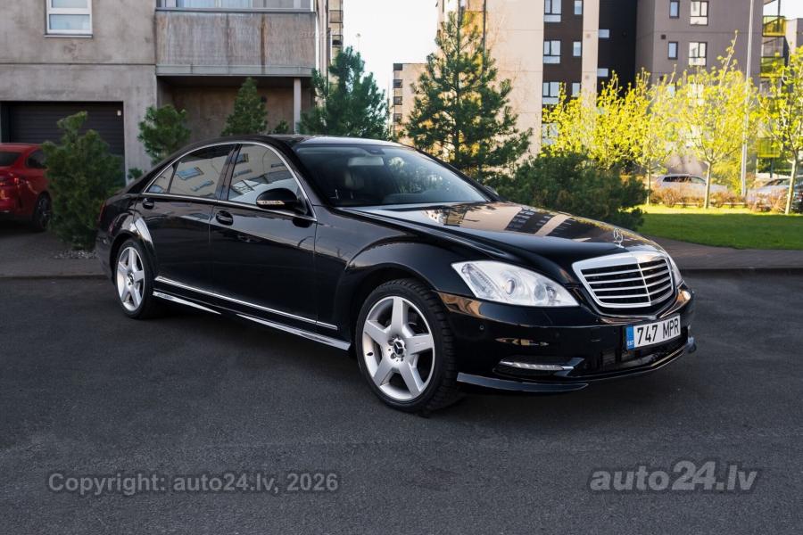 Melns Mercedes-Benz S-Class 2010 Tallina, ar dzinēja tilpumu 3.00 L un nobraukumu 394 tūkst. km par 7770 €, foto 1 vietnē AUTOMOTO.COM.LV