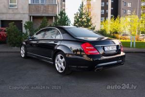 Melns Mercedes-Benz S-Class 2010 Tallina, ar dzinēja tilpumu 3.00 L un nobraukumu 394 tūkst. km par 7770 €, foto 4 vietnē AUTOMOTO.COM.LV