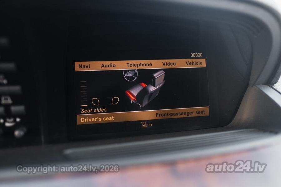 Melns Mercedes-Benz S-Class 2010 Tallina, ar dzinēja tilpumu 3.00 L un nobraukumu 394 tūkst. km par 7770 €, foto 28 vietnē AUTOMOTO.COM.LV