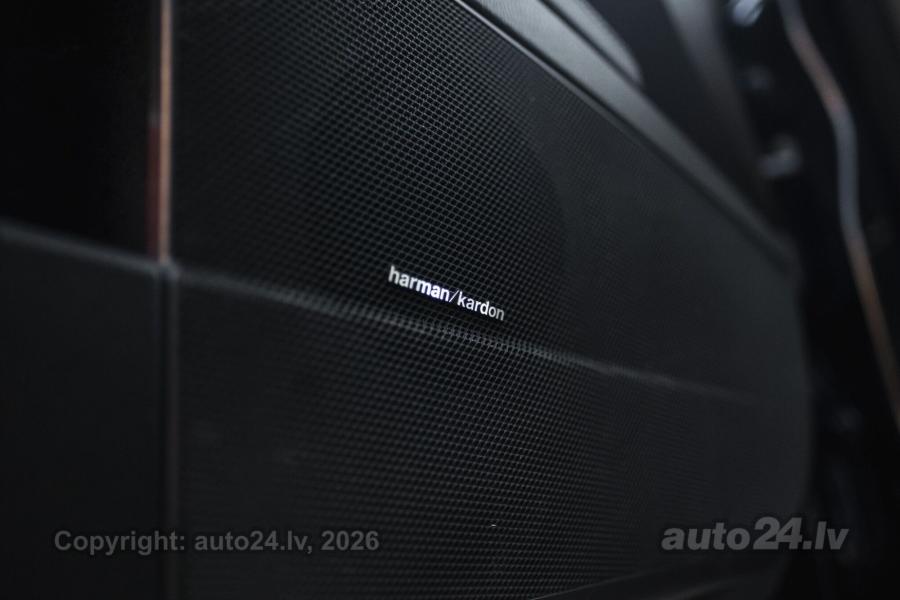 Melns Mercedes-Benz S-Class 2010 Tallina, ar dzinēja tilpumu 3.00 L un nobraukumu 394 tūkst. km par 7770 €, foto 31 vietnē AUTOMOTO.COM.LV