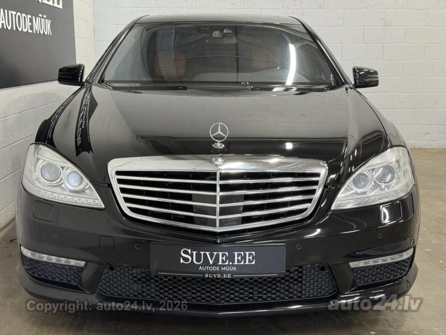 Black Mercedes-Benz S-Class 2010 in Tallinn, with an engine capacity of 5.50 L and mileage of 161 thousand km for 19995 €, photo 4 on AUTOMOTO.COM.LV