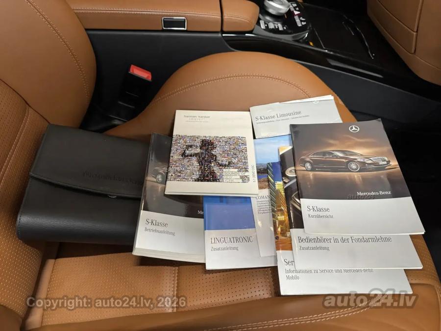Black Mercedes-Benz S-Class 2010 in Tallinn, with an engine capacity of 5.50 L and mileage of 161 thousand km for 19995 €, photo 22 on AUTOMOTO.COM.LV