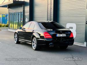 Melns Mercedes-Benz S-Class 2010 Tallina, ar dzinēja tilpumu 3.00 L un nobraukumu 300 tūkst. km par 13500 €, foto 3 vietnē AUTOMOTO.COM.LV