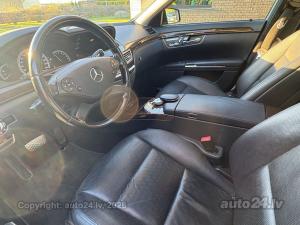 Melns Mercedes-Benz S-Class 2010 Tallina, ar dzinēja tilpumu 3.50 L un nobraukumu 206 tūkst. km par 9900 €, foto 8 vietnē AUTOMOTO.COM.LV