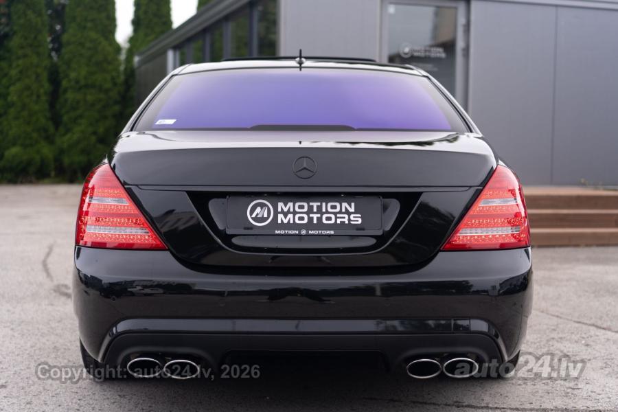 Melns Mercedes-Benz S-Class 2010 Tallina, ar dzinēja tilpumu 6.20 L un nobraukumu 159 tūkst. km par 19900 €, foto 5 vietnē AUTOMOTO.COM.LV