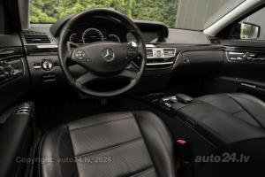 Melns Mercedes-Benz S-Class 2010 Tallina, ar dzinēja tilpumu 6.20 L un nobraukumu 159 tūkst. km par 19900 €, foto 7 vietnē AUTOMOTO.COM.LV