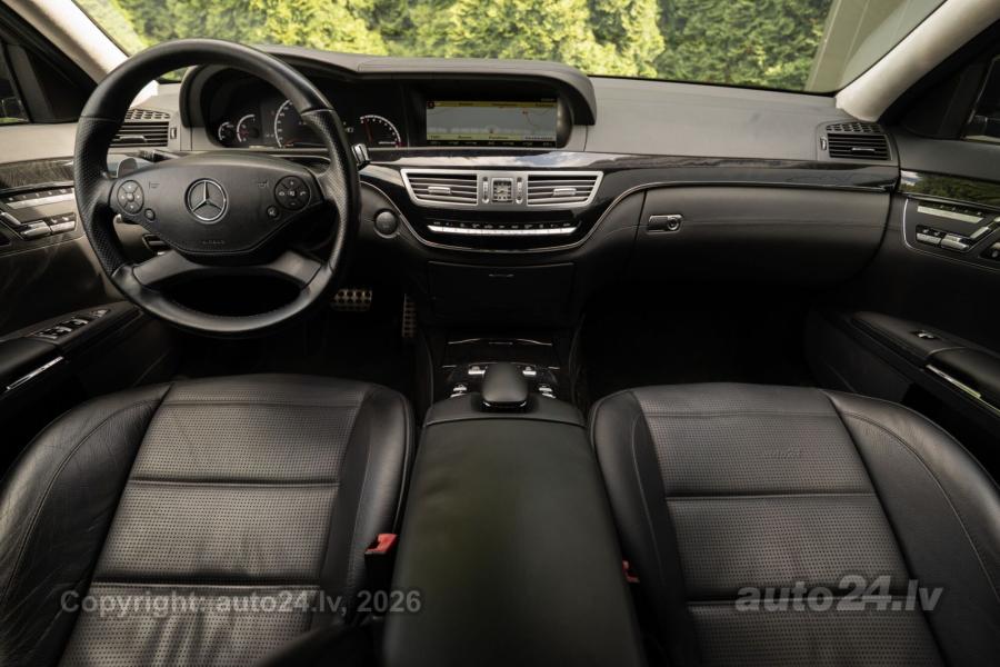 Melns Mercedes-Benz S-Class 2010 Tallina, ar dzinēja tilpumu 6.20 L un nobraukumu 159 tūkst. km par 19900 €, foto 8 vietnē AUTOMOTO.COM.LV