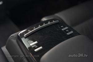 Melns Mercedes-Benz S-Class 2010 Tallina, ar dzinēja tilpumu 6.20 L un nobraukumu 159 tūkst. km par 19900 €, foto 13 vietnē AUTOMOTO.COM.LV