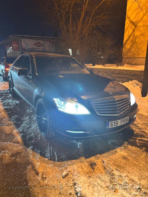 Melns Mercedes-Benz S-Class 2011 Tallina, ar dzinēja tilpumu 3.00 L un nobraukumu 0 tūkst. km par 9499 €, foto 11 vietnē AUTOMOTO.COM.LV