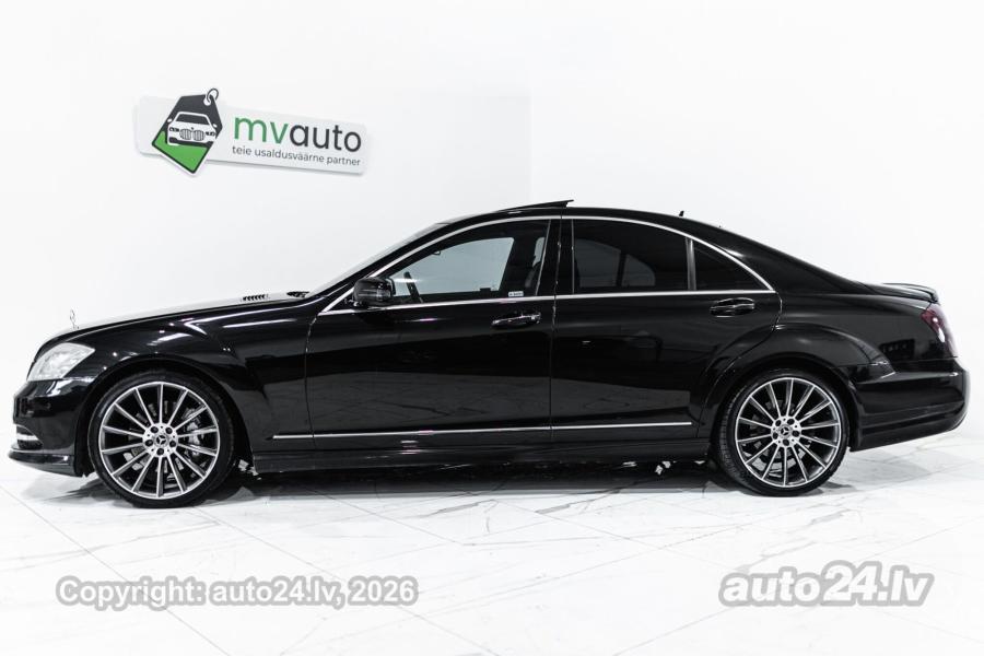 Melns Mercedes-Benz S-Class 2011 Tallina, ar dzinēja tilpumu 3.00 L un nobraukumu 304 tūkst. km par 10990 €, foto 10 vietnē AUTOMOTO.COM.LV
