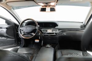Melns Mercedes-Benz S-Class 2011 Tallina, ar dzinēja tilpumu 3.00 L un nobraukumu 304 tūkst. km par 10990 €, foto 16 vietnē AUTOMOTO.COM.LV