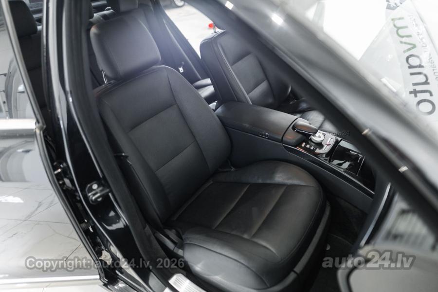 Melns Mercedes-Benz S-Class 2011 Tallina, ar dzinēja tilpumu 3.00 L un nobraukumu 304 tūkst. km par 10990 €, foto 18 vietnē AUTOMOTO.COM.LV
