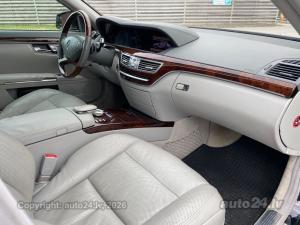 Melns Mercedes-Benz S-Class 2011 Tallina, ar dzinēja tilpumu 3.00 L un nobraukumu 191 tūkst. km par 15500 €, foto 6 vietnē AUTOMOTO.COM.LV