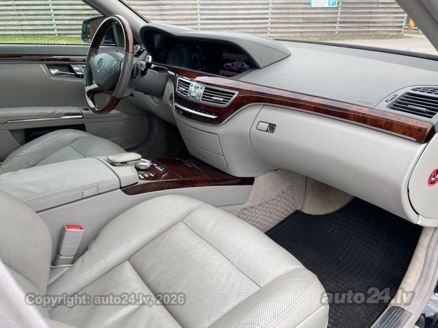Melns Mercedes-Benz S-Class 2011 Tallina, ar dzinēja tilpumu 3.00 L un nobraukumu 191 tūkst. km par 15500 €, foto 6 vietnē AUTOMOTO.COM.LV