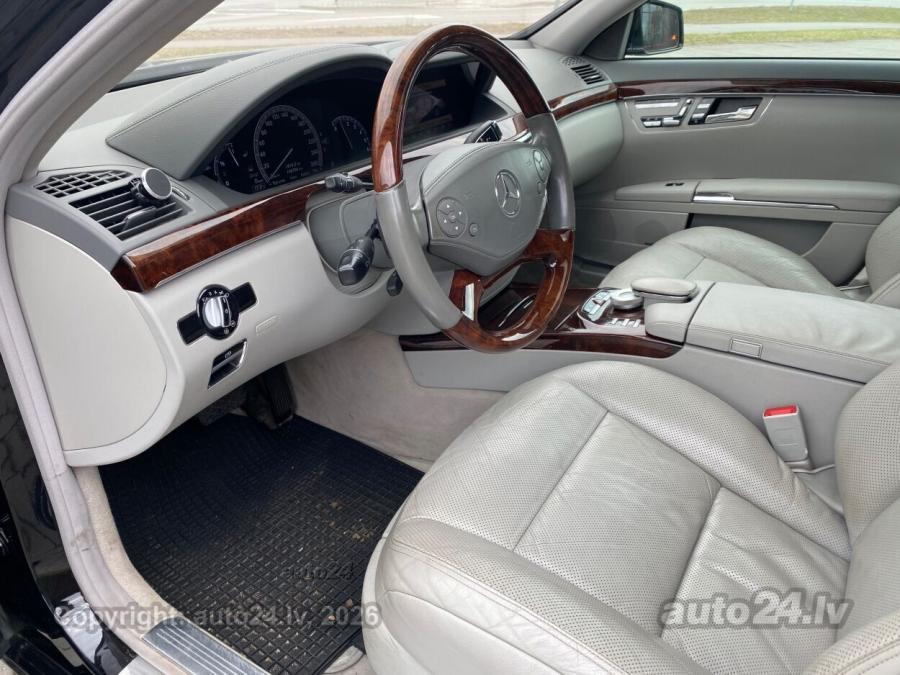Melns Mercedes-Benz S-Class 2011 Tallina, ar dzinēja tilpumu 3.00 L un nobraukumu 191 tūkst. km par 15500 €, foto 8 vietnē AUTOMOTO.COM.LV