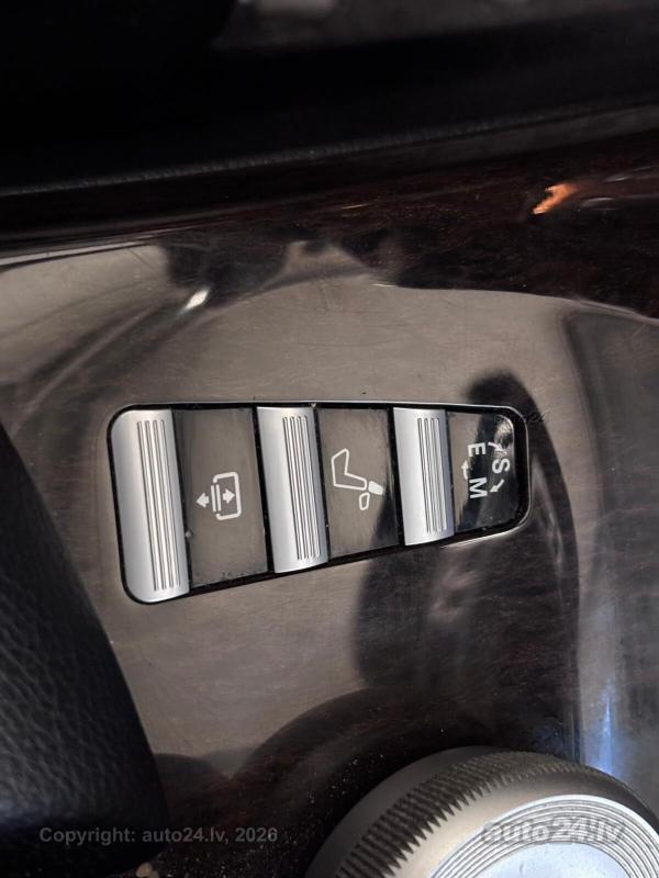 Melns Mercedes-Benz S-Class 2012 Tallina, ar dzinēja tilpumu 3.00 L un nobraukumu 282 tūkst. km par 13900 €, foto 11 vietnē AUTOMOTO.COM.LV