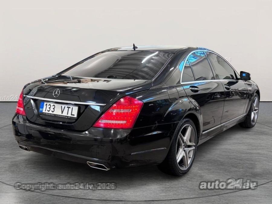 Melns Mercedes-Benz S-Class 2012 Tallina, ar dzinēja tilpumu 3.00 L un nobraukumu 280 tūkst. km par 13500 €, foto 5 vietnē AUTOMOTO.COM.LV