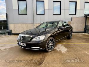 Black Mercedes-Benz S-Class 2012 in Tartu, with an engine capacity of 3.00 L and mileage of 218 thousand km for 14990 €, photo  on AUTOMOTO.COM.LV