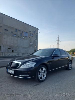 Black Mercedes-Benz S-Class 2012 in Tallinn, with an engine capacity of 3.00 L and mileage of 279 thousand km for 3900 €, photo  on AUTOMOTO.COM.LV