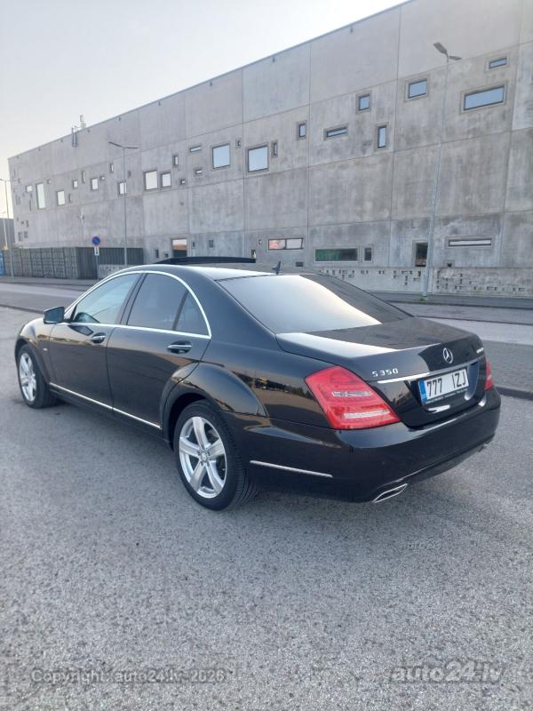 Melns Mercedes-Benz S-Class 2012 Tallina, ar dzinēja tilpumu 3.00 L un nobraukumu 279 tūkst. km par 3900 €, foto 5 vietnē AUTOMOTO.COM.LV