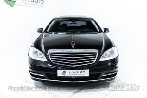 Black Mercedes-Benz S-Class 2012 in Tallinn, with an engine capacity of 3.00 L and mileage of 304 thousand km for 9990 €, photo 5 on AUTOMOTO.COM.LV