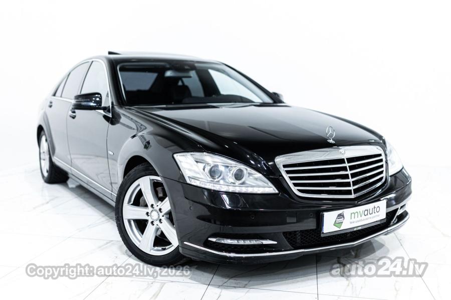 Black Mercedes-Benz S-Class 2012 in Tallinn, with an engine capacity of 3.00 L and mileage of 304 thousand km for 9990 €, photo 6 on AUTOMOTO.COM.LV