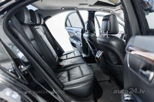 Black Mercedes-Benz S-Class 2012 in Tallinn, with an engine capacity of 3.00 L and mileage of 304 thousand km for 9990 €, photo 19 on AUTOMOTO.COM.LV