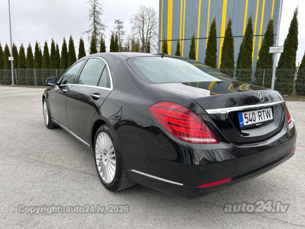 Melns Mercedes-Benz S-Class 2013 Tallina, ar dzinēja tilpumu 3.00 L un nobraukumu 237 tūkst. km par 19900 €, foto 5 vietnē AUTOMOTO.COM.LV