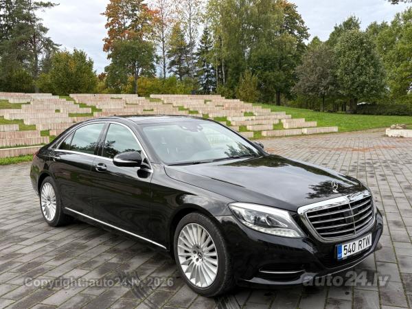 Black Mercedes-Benz S-Class 2013 in Rapla, with an engine capacity of 3.00 L and mileage of 240 thousand km for 22500 €, photo 5 on AUTOMOTO.COM.LV