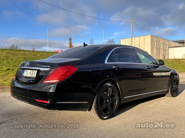 Black Mercedes-Benz S-Class 2014 in Tartu, with an engine capacity of 3.00 L and mileage of 340 thousand km for 22199 €, photo 11 on AUTOMOTO.COM.LV