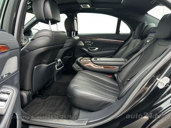 Melns Mercedes-Benz S-Class 2014 Tallina, ar dzinēja tilpumu 3.00 L un nobraukumu 160 tūkst. km par 26200 €, foto 11 vietnē AUTOMOTO.COM.LV
