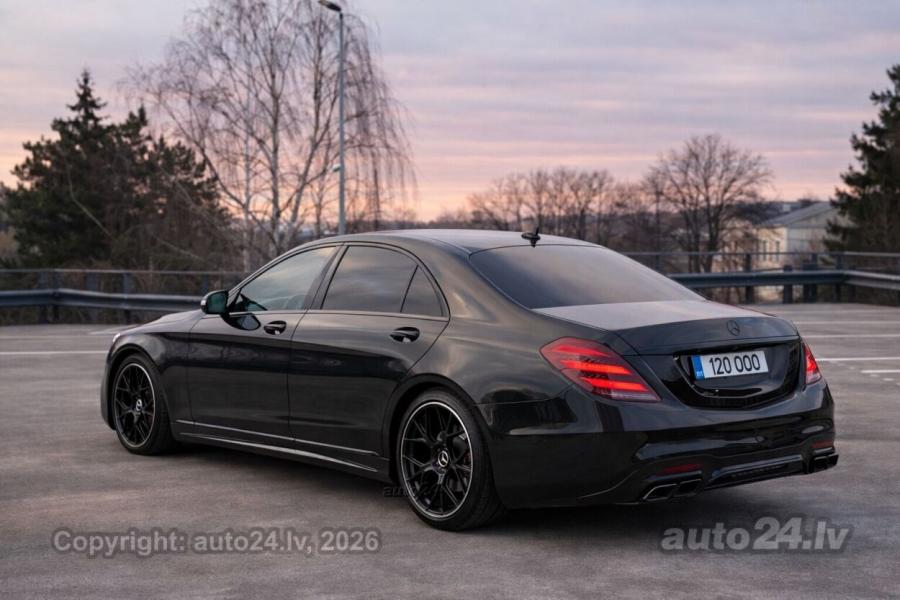 Black Mercedes-Benz S-Class 2014 in Tartu, with an engine capacity of 3.00 L and mileage of 130 thousand km for 35000 €, photo 4 on AUTOMOTO.COM.LV