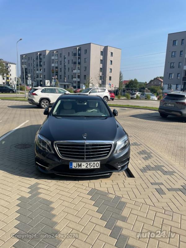 Black Mercedes-Benz S-Class 2014 in Riga, with an engine capacity of 3.00 L and mileage of 246 thousand km for 21000 €, photo 1 on AUTOMOTO.COM.LV