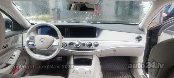 Black Mercedes-Benz S-Class 2014 in Riga, with an engine capacity of 3.00 L and mileage of 246 thousand km for 21000 €, photo 10 on AUTOMOTO.COM.LV