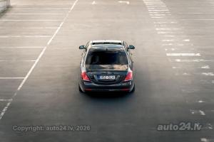 Black Mercedes-Benz S-Class 2014 in Tallinn, with an engine capacity of 3.00 L and mileage of 213 thousand km for 27999 €, photo 7 on AUTOMOTO.COM.LV