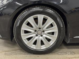 Black Mercedes-Benz S-Class 2014 in Tallinn, with an engine capacity of 3.00 L and mileage of 330 thousand km for 23995 €, photo 6 on AUTOMOTO.COM.LV