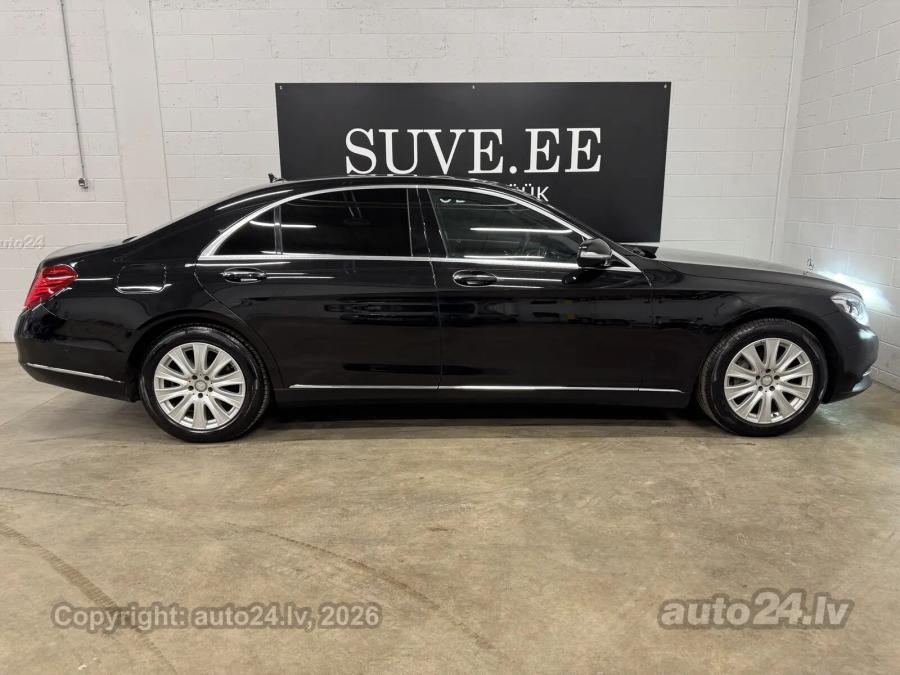 Black Mercedes-Benz S-Class 2014 in Tallinn, with an engine capacity of 3.00 L and mileage of 330 thousand km for 23995 €, photo 7 on AUTOMOTO.COM.LV