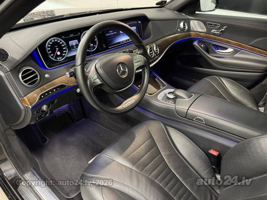 Black Mercedes-Benz S-Class 2014 in Tallinn, with an engine capacity of 3.00 L and mileage of 330 thousand km for 23995 €, photo 11 on AUTOMOTO.COM.LV