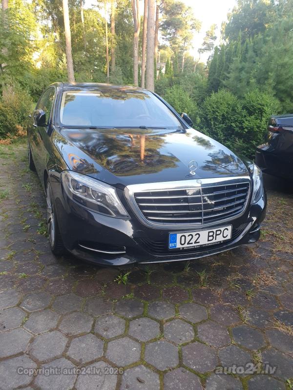 Black Mercedes-Benz S-Class 2014 in Tallinn, with an engine capacity of 2.20 L and mileage of 209 thousand km for 26900 €, photo 1 on AUTOMOTO.COM.LV