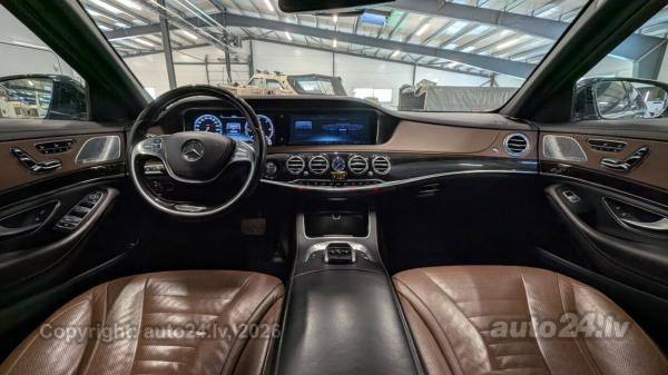 Melns Mercedes-Benz S-Class 2015 Tallina, ar dzinēja tilpumu 3.00 L un nobraukumu 242 tūkst. km par 28400 €, foto 10 vietnē AUTOMOTO.COM.LV