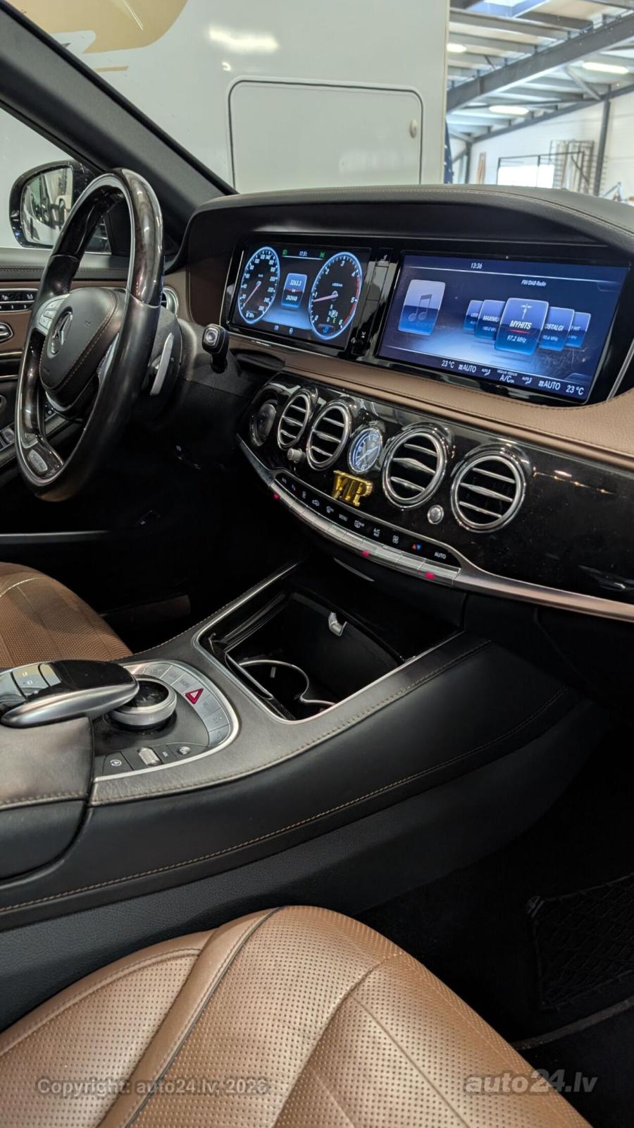 Black Mercedes-Benz S-Class 2015 in Tallinn, with an engine capacity of 3.00 L and mileage of 242 thousand km for 28400 €, photo 13 on AUTOMOTO.COM.LV